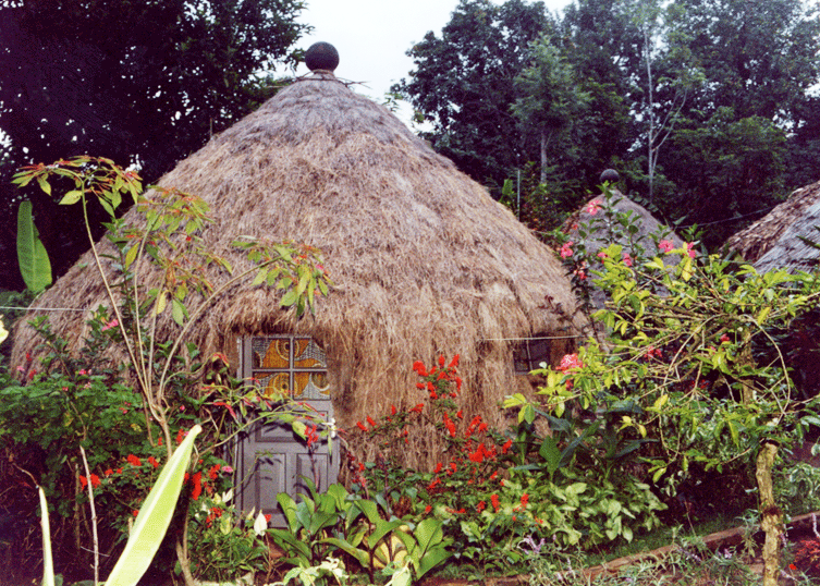 10 African Hotels And Lodges Where You Can Sleep In Huts