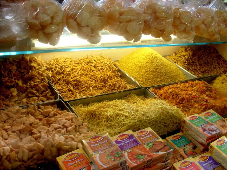 10 Street Scenes That Capture The Flavor Of Fordsburg, Johannesburg ...