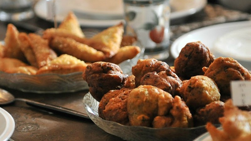 Falooda, Samoosas And Dhaltjies: How To Experience Cape Malay Food In ...